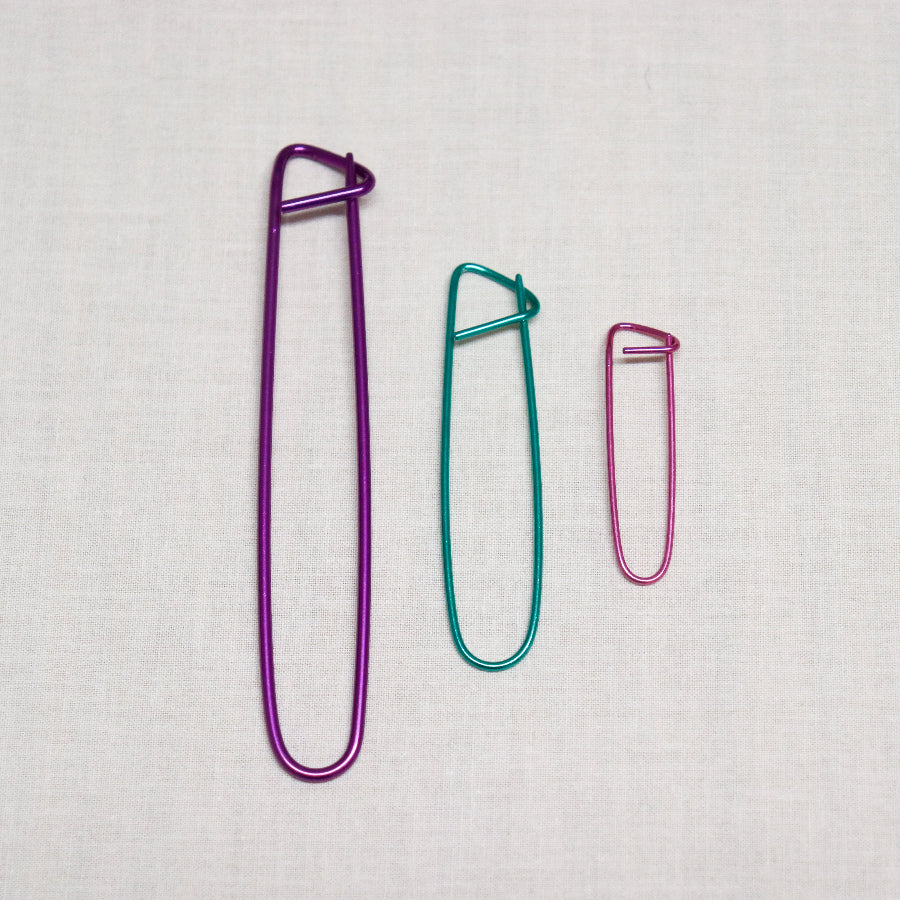 HiyaHiya Stitch Holders– Crafty Llama